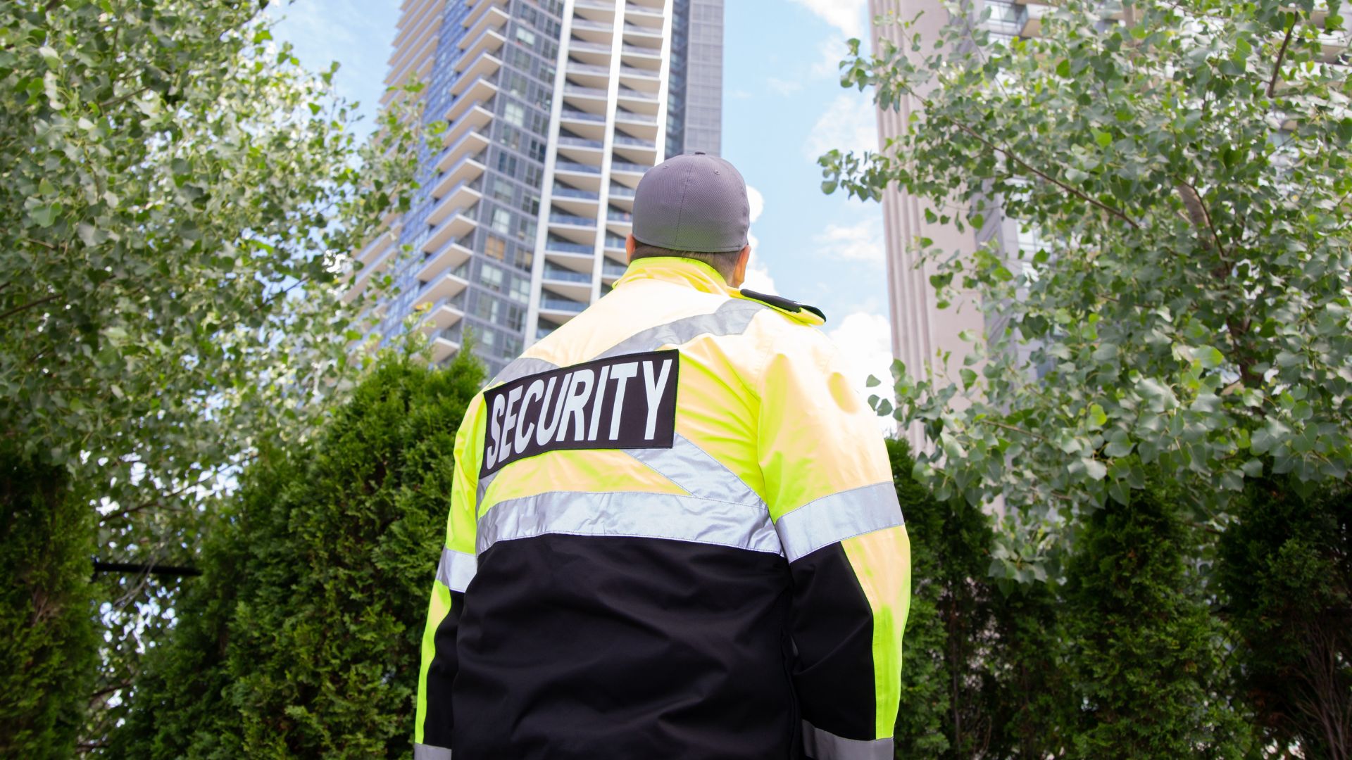 What is the best uniform for security professionals? - Get Licensed Blog